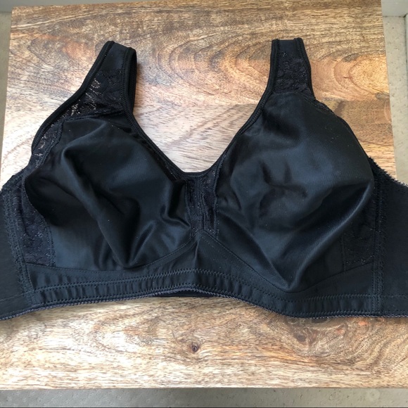 Playtex | Intimates & Sleepwear | Playtex Smoothing Comfortflex ...